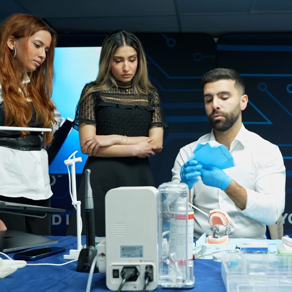 E.tchd | MediMatch Dental Laboratory